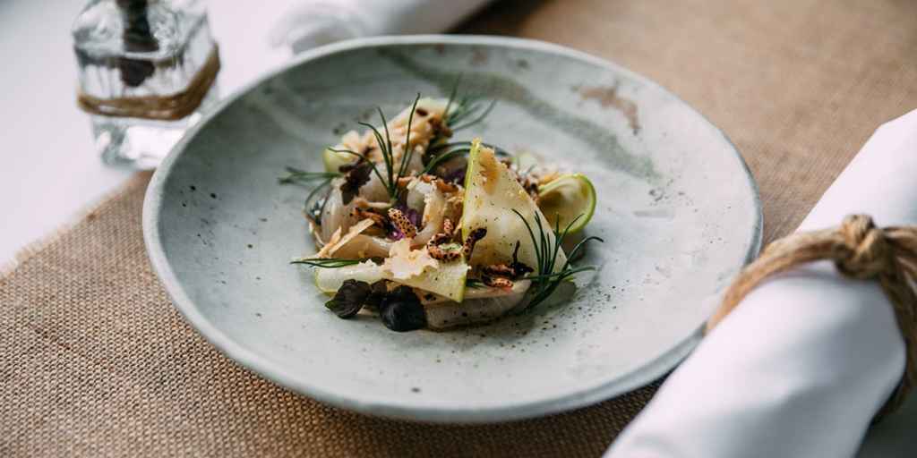 Cottage Point Inn: 50% off the first table of the night with First Table