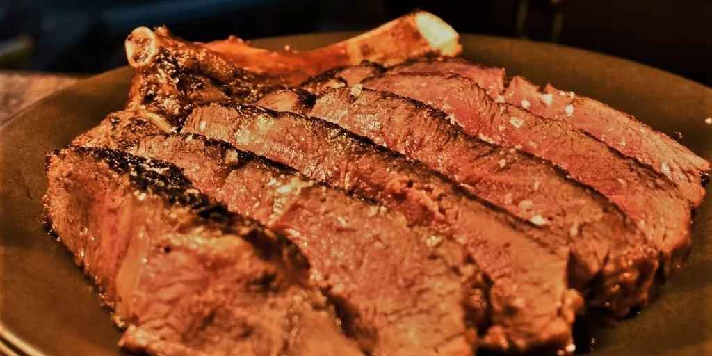 Mr Hide Bar & Grill: 50% off the first table of the night with First Table