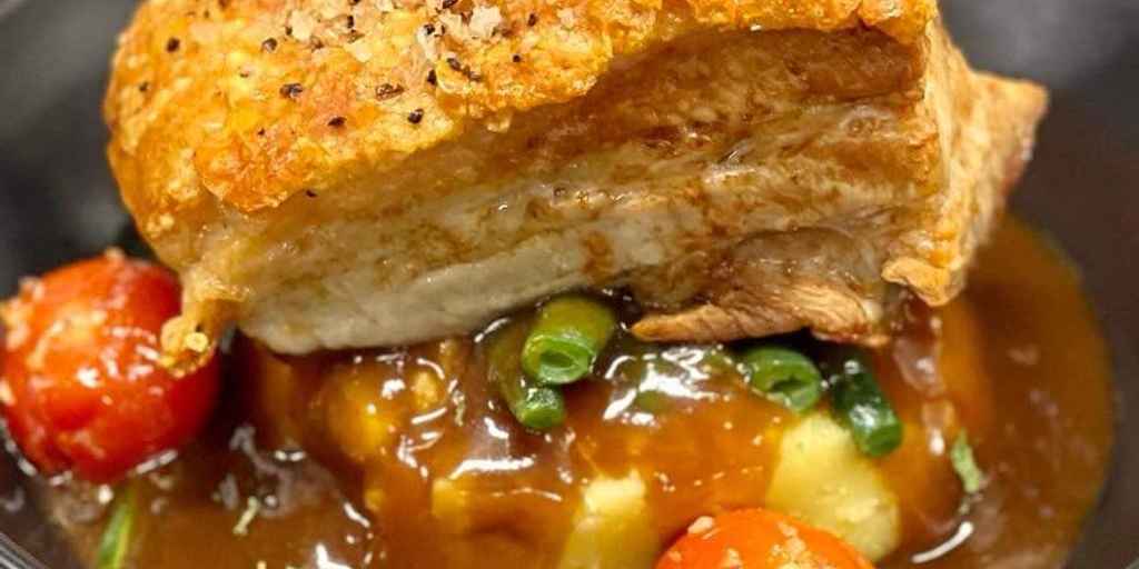 The Best Drop Tavern: 50% off the first table of the night with First Table