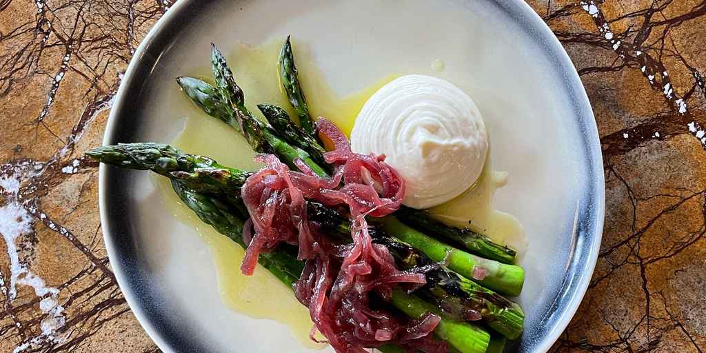 Daphnes Restaurant: Book any time at everyday prices