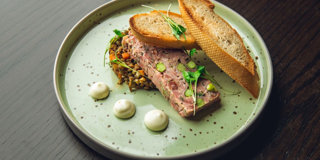 Isaac's Restaurant: Book any time at everyday prices