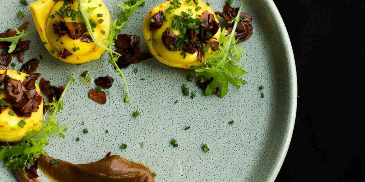 Baduzzi: 50% off the first table of the night with First Table