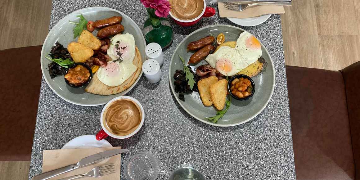 Spartan Greek Cafe and Restaurant: 50% off the first table of the night ...