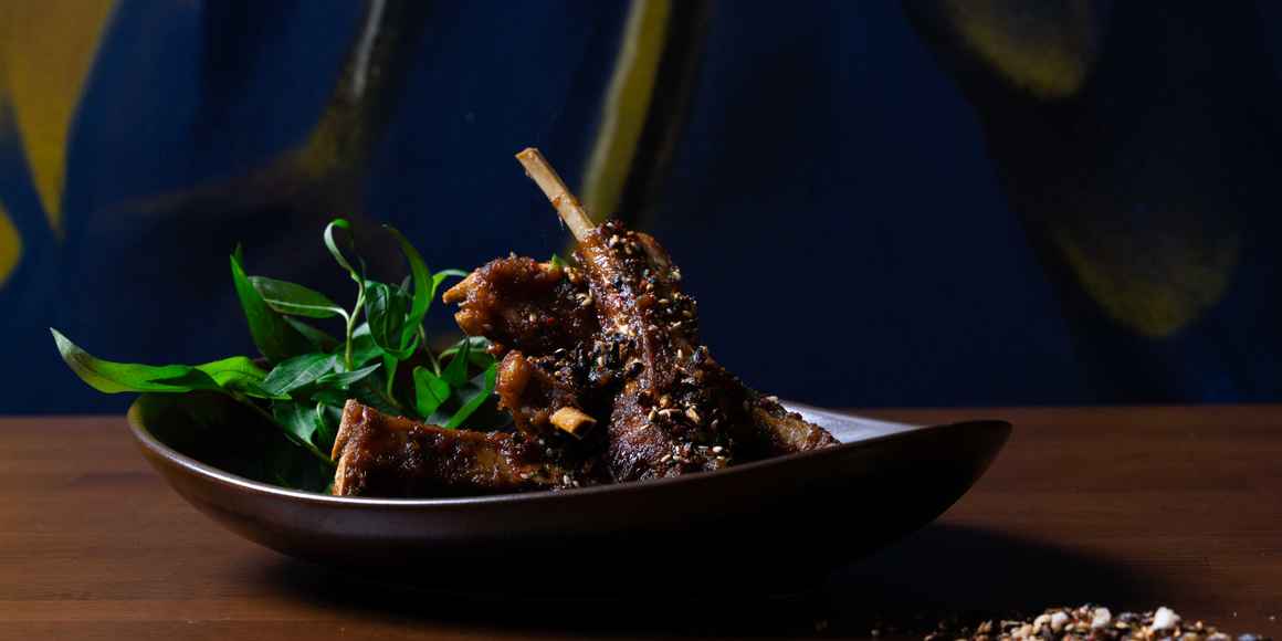 Manu Restaurant: 50% off the first table of the night with First Table