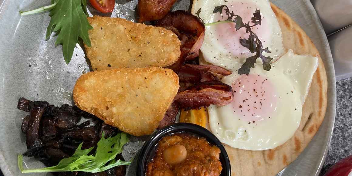 Spartan Greek Cafe and Restaurant: 50% off the first table of the night ...