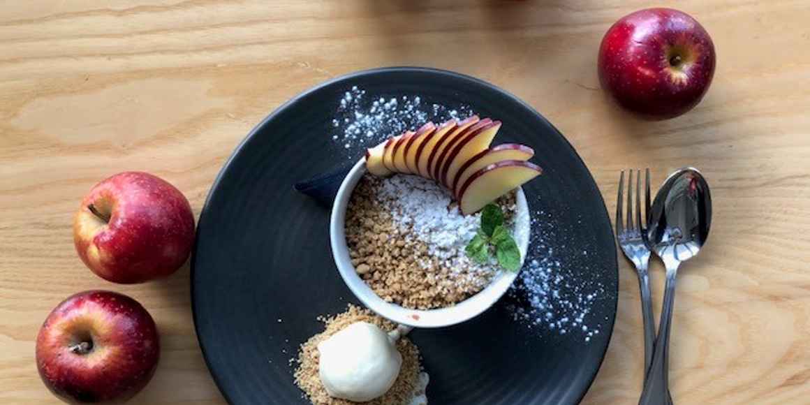 The Curve Restaurant and Bar: 50% off the first table of the night with ...