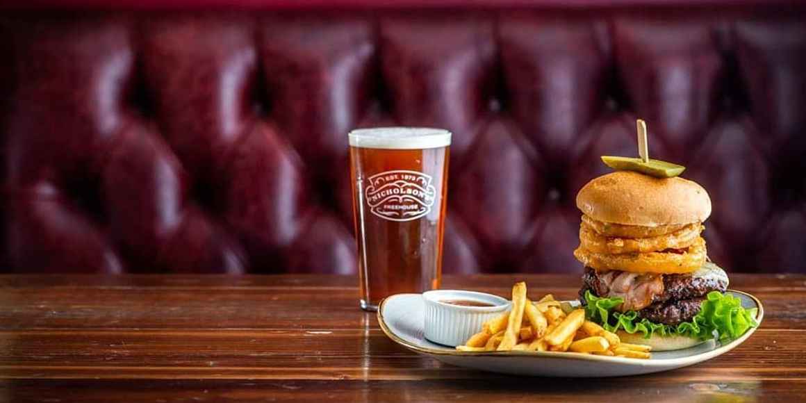 Bacchus Bar: 50% off the first table of the night with First Table