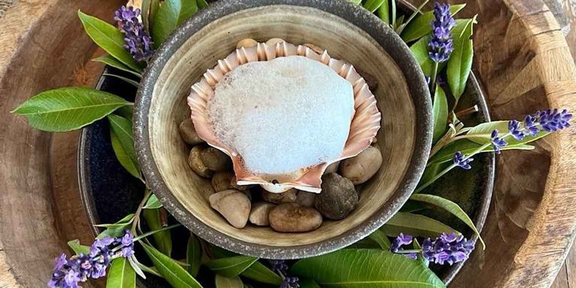 Cottage Point Inn: 50% off the first table of the night with First Table