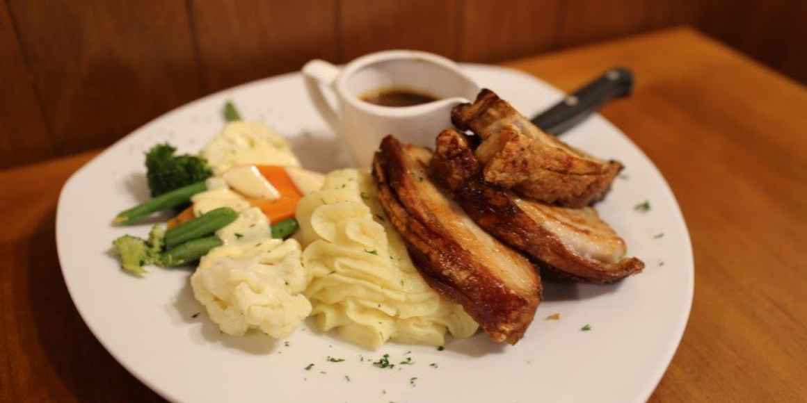 The Cabbage Tree Restaurant: 50% off the first table of the night with ...