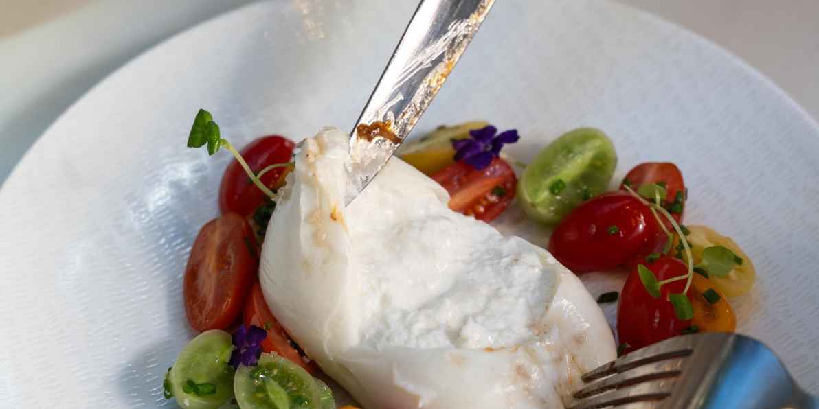 Goldfinch Restaurant: 50% off the first table of the night with First Table