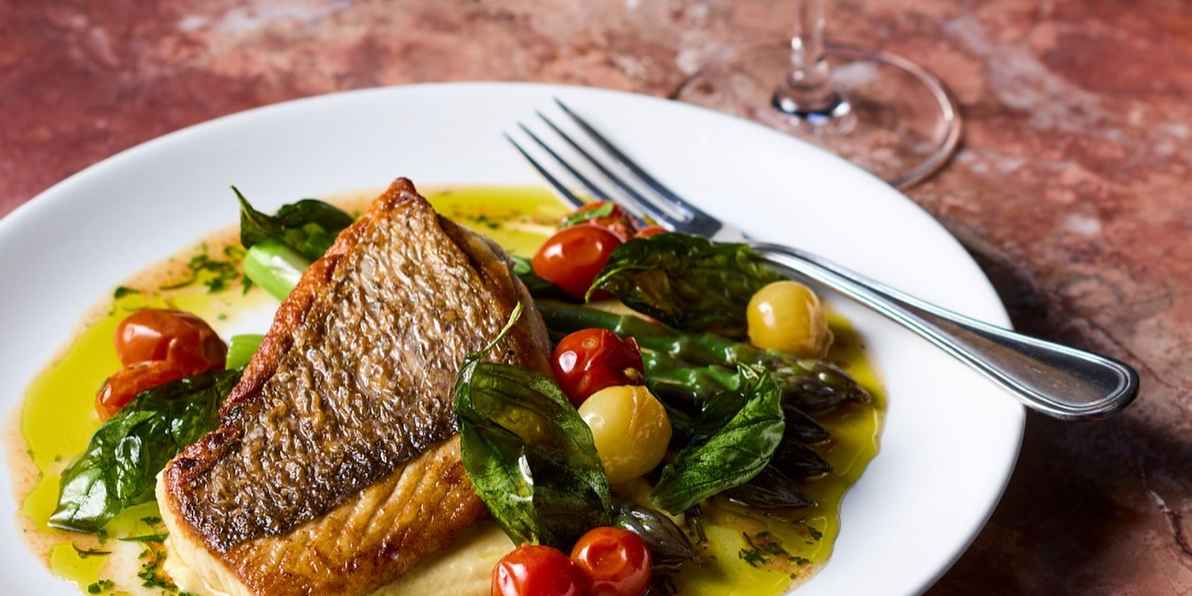 La Zeppa: 50% off the first table of the night with First Table