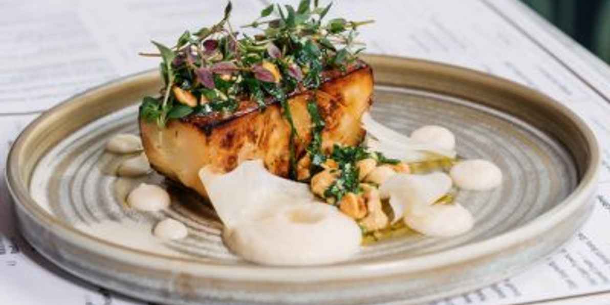 The Flint House: Book any time at everyday prices