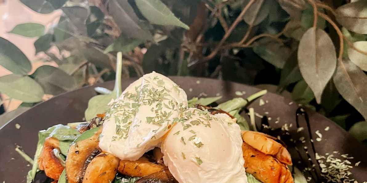 Cafe Twenty One: 50% off breakfast and lunch with First Table