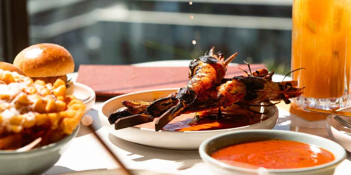 Sunset Bar: 50% off the first table of the night with First Table