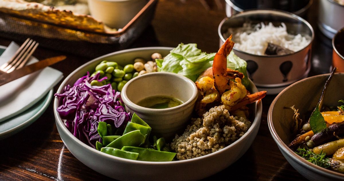 Warming Curry Spots on First Table