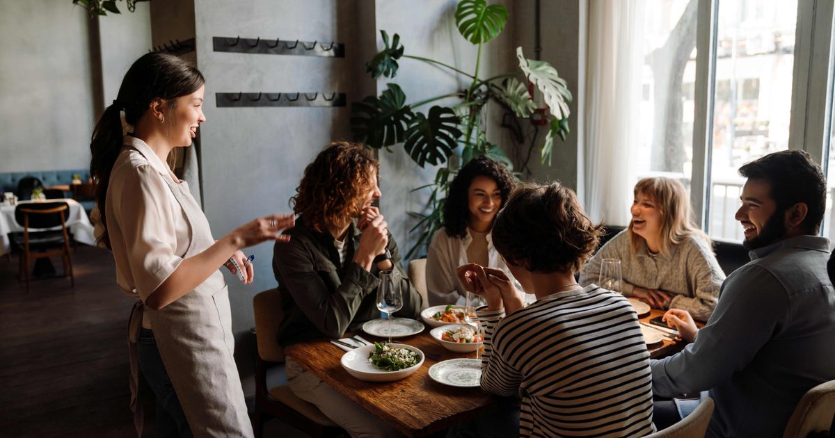 More ways to dine: Now welcoming solo diners and groups of six