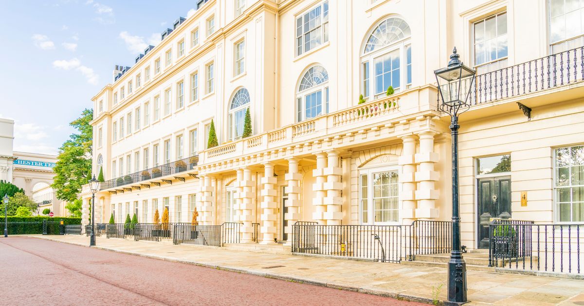 A Regency London First Table escapade 💌