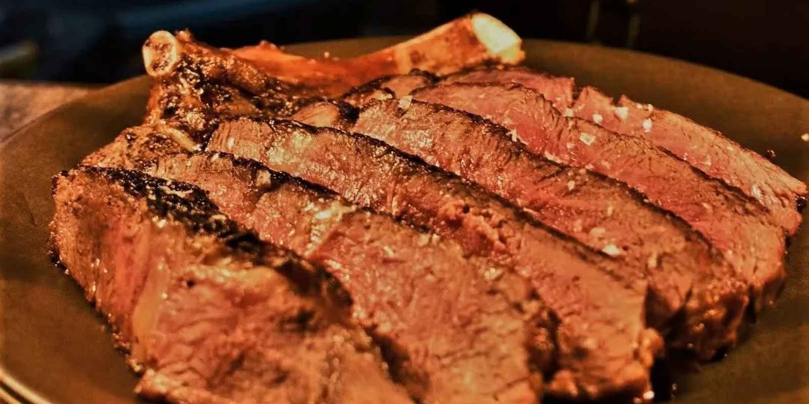 Mr Hide Bar & Grill: 50% off the first table of the night with First Table
