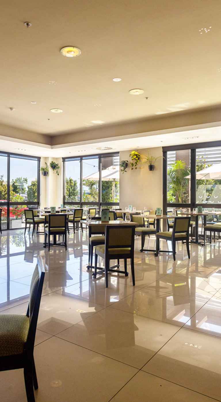 Visaya at Sudima Auckland Airport: 50% off the first table of the night ...