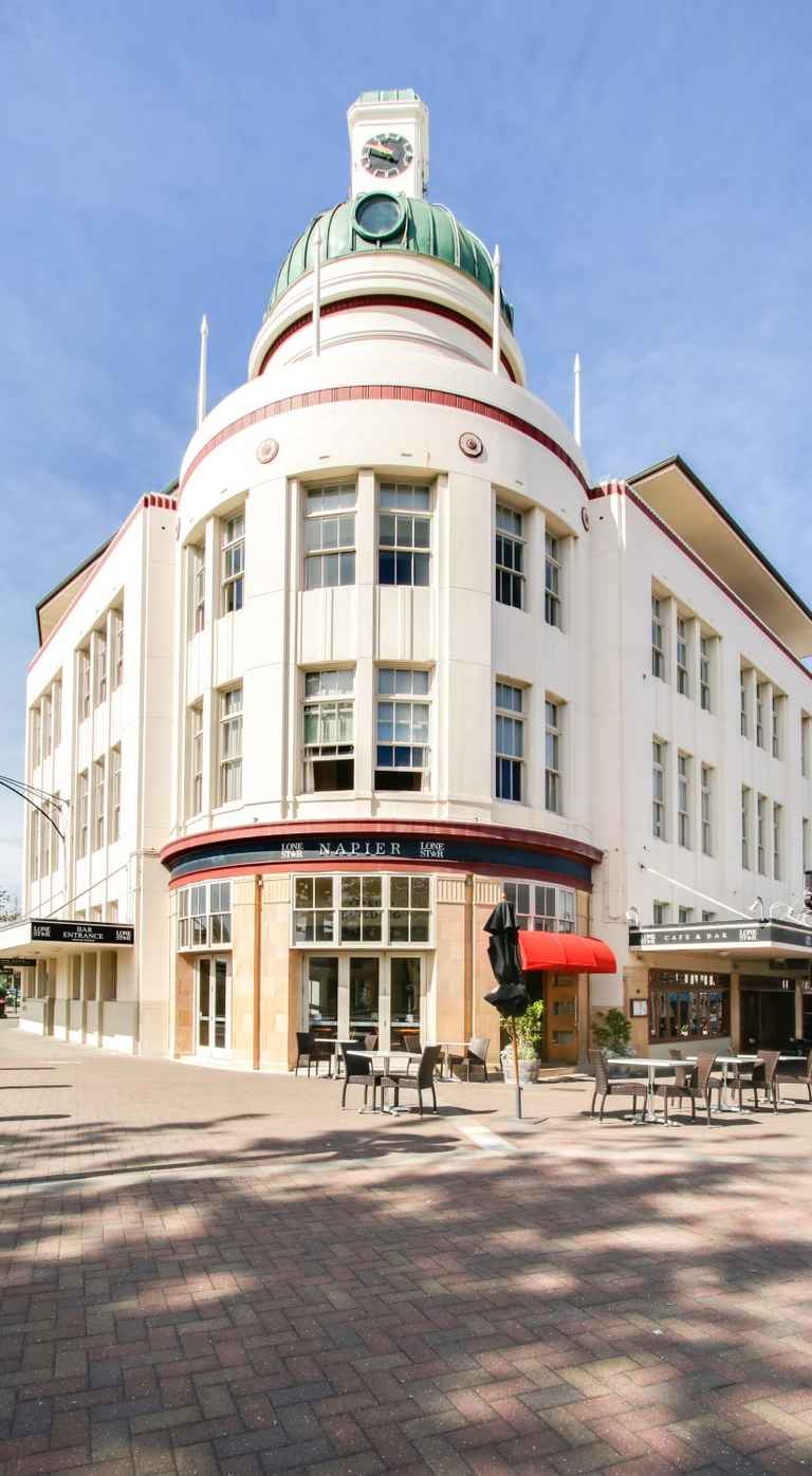 Lone Star Napier: 50% off the first table of the night with First Table