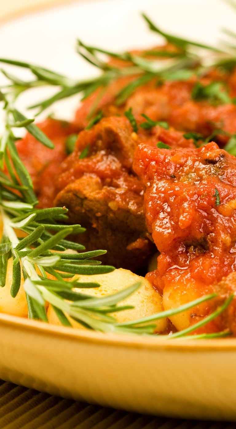 Ruby Riviera Mediterrâneo Taberna: 50% off the first table of the night ...