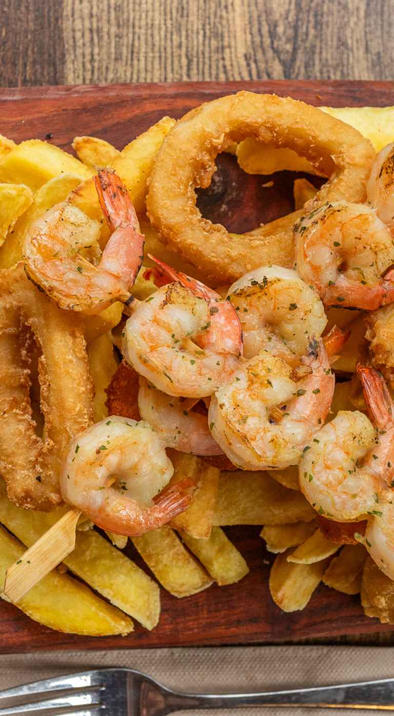 Catch 22 Cafe & Bar: 50% off the first table of the night with First Table