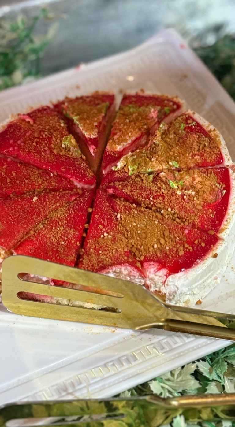 Khanz Fusion Buffet: 50% off the first table of the night with First Table