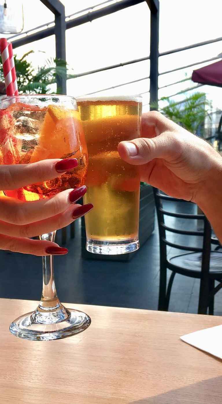 Slate Restaurant Bar: 50% off the first table of the night with First Table