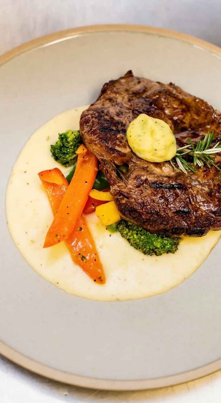 Seaside Cafe, Restaurant & Bar: 50% off the first table of the night ...