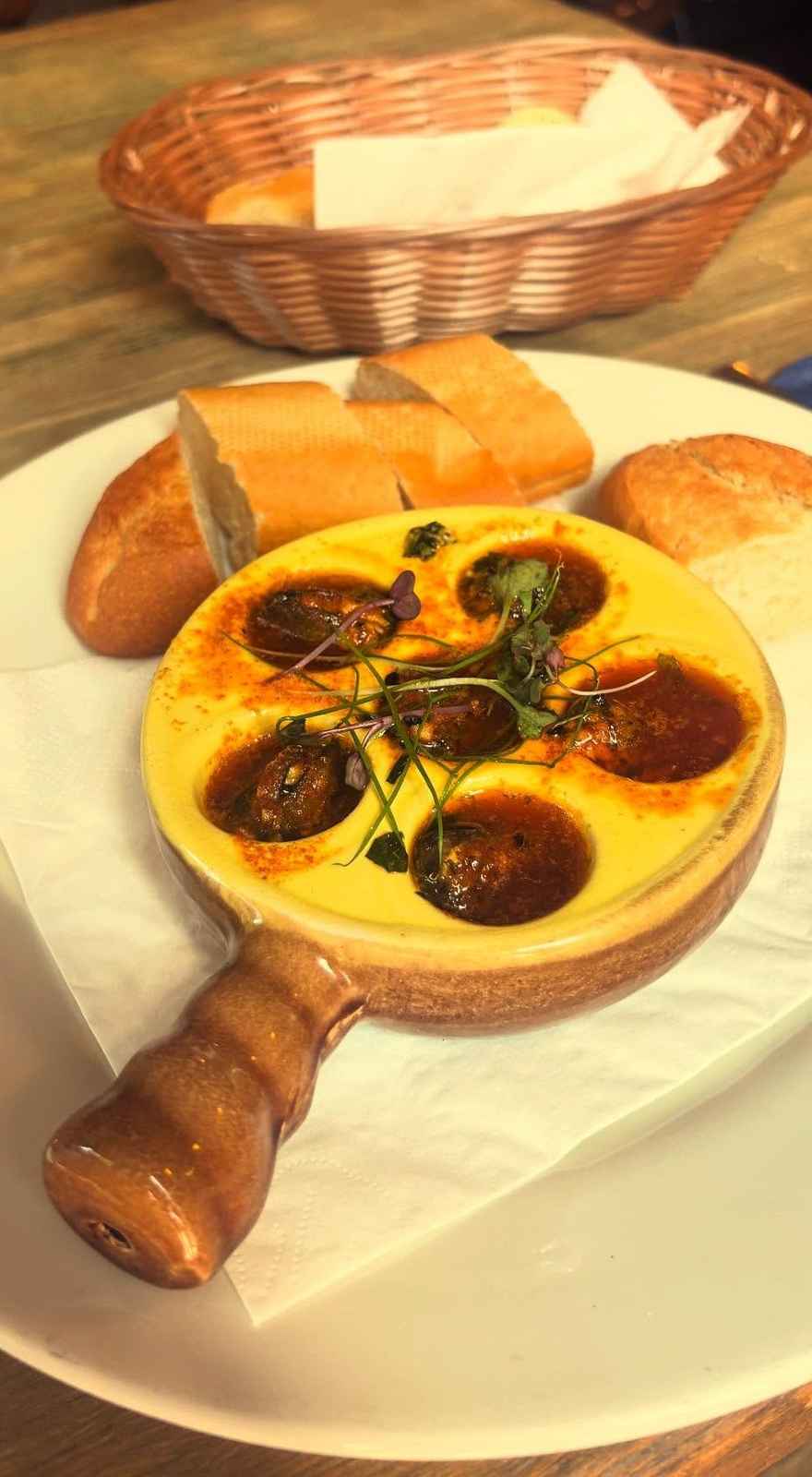 Pierre Victoire - French Bistrot: 50% off the first table of the night ...