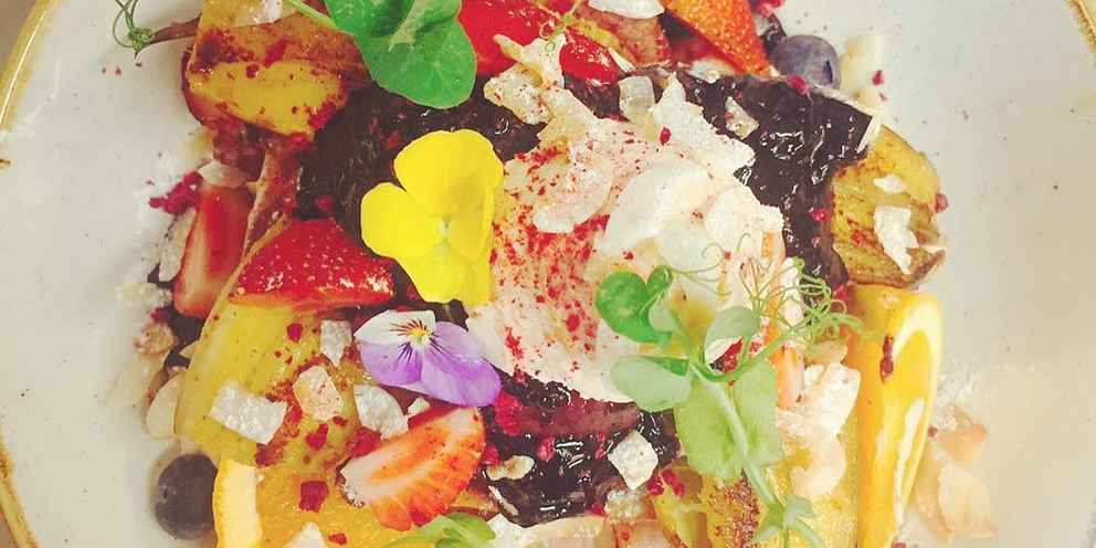 Little Q: 50% off breakfast and lunch with First Table