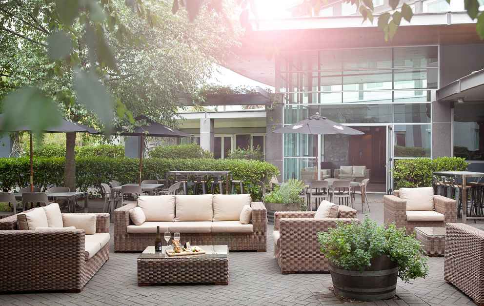 Acacia Restaurant & Garden Bar: 50% off the first table of the night ...